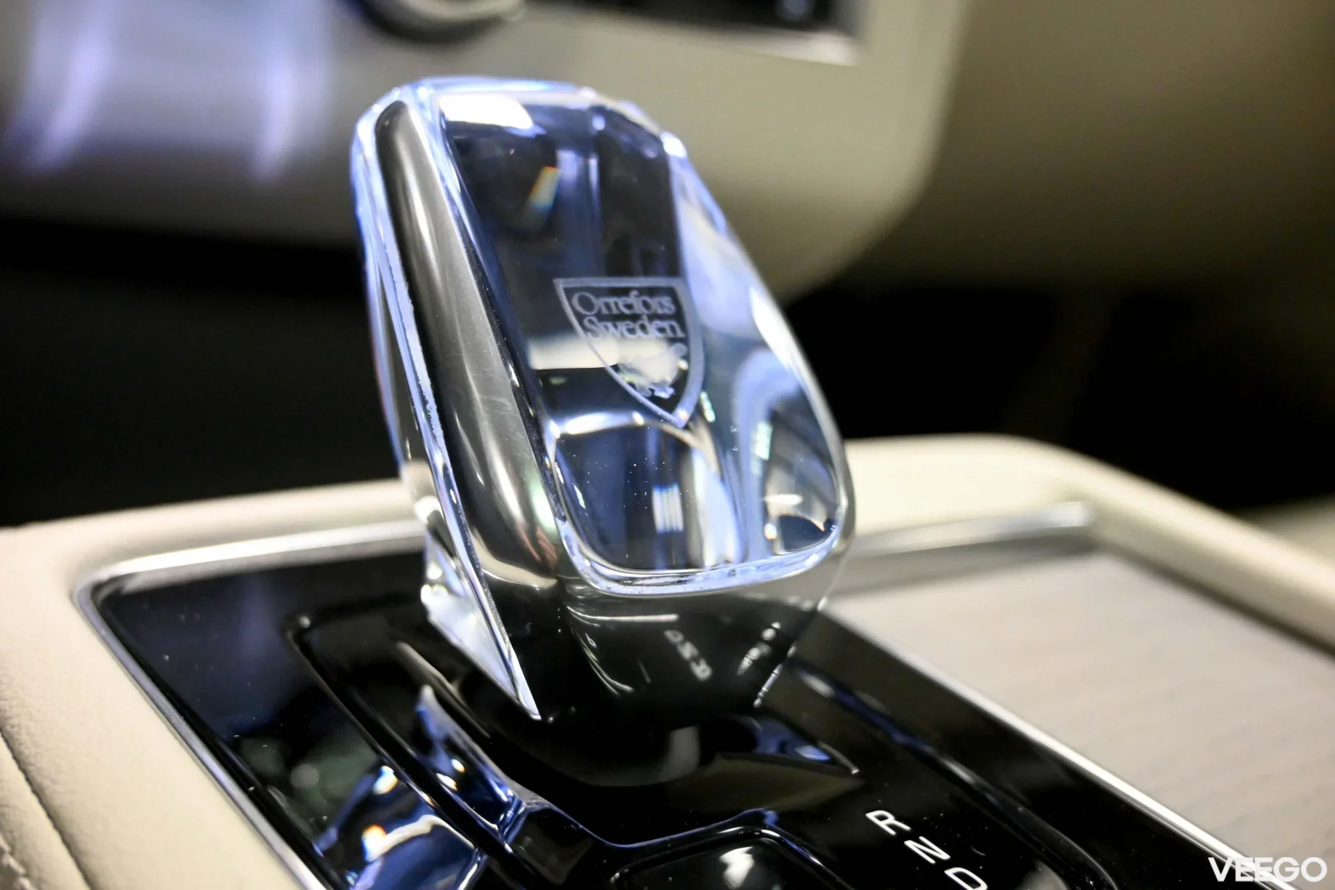 Volvo XC90 T8 TWIN ENGINE AWD 7K B&W 4C ULTRA BRIGHT XENIUM INTELLI ...